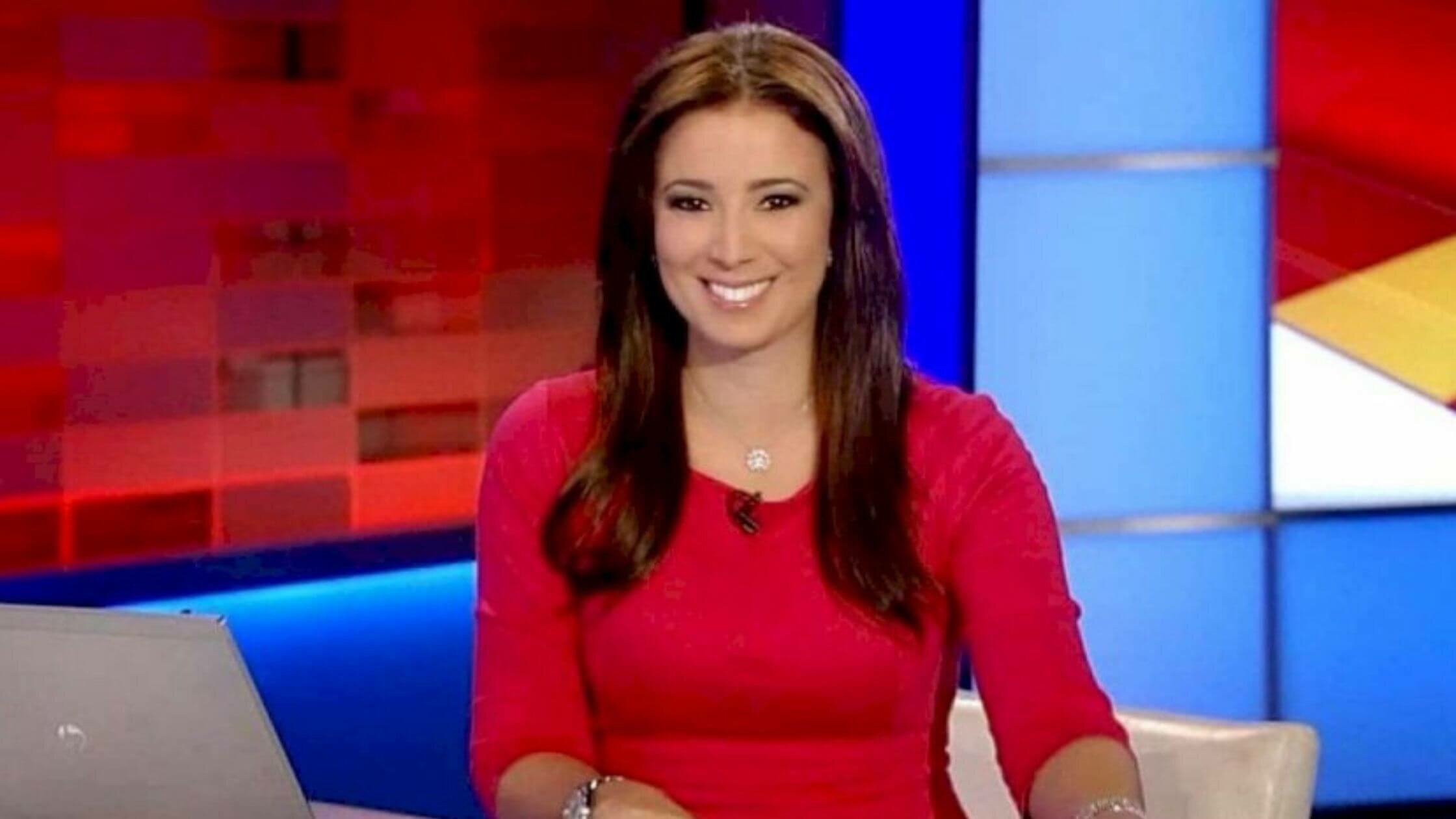 Age, Family Life, Profession, And Net Worth Of Actress Julie Banderas ...